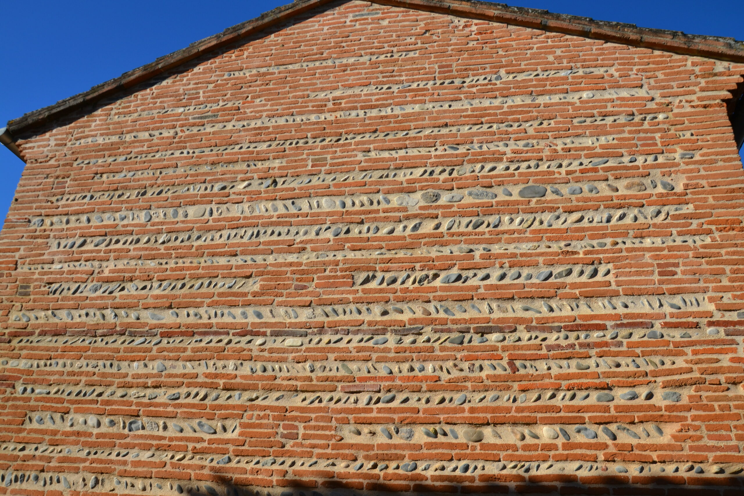 L’architecture traditionnelle toulousaine – Galets et Oliviers